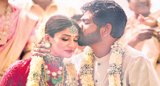 ఒక్కటైన నయన్‌, విఘ్నేశ్‌ | The only one is Nayan Vignesh-NGTS-Telangana