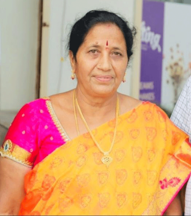 రాష్ట్ర స్థాయి ఉత్తమ ఉపాధ్యాయురాలిగా పుష్పావతి | Pushpavathi as the ...