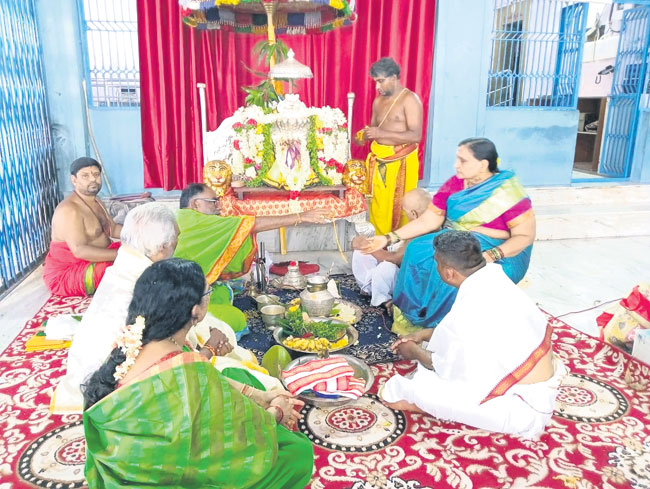 మట్టపల్లిలో నృసింహుడి కల్యాణం | Nrisimhudi Kalyanam in Mattapalli-NGTS ...