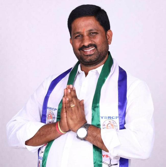 హిందూపురం వైసీపీ కౌన్సిలర్‌ మారుతీరెడ్డి అరెస్టు | Hindupuram YCP ...