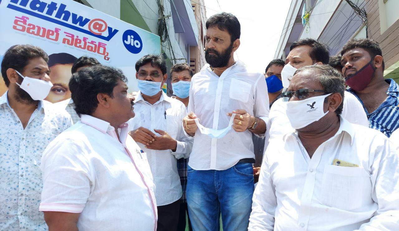 కరోనాను అడ్డుకునేందుకు పటిష్ట చర్యలు | karona kattadi minister kodali