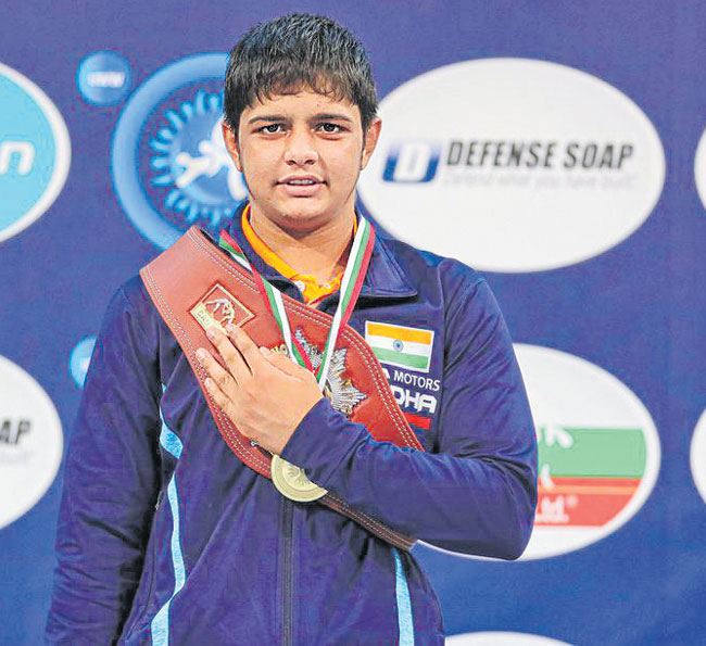 ఉవ్వెత్తున ఎగసి.. | Sonal malik back to wrestle in Olympics