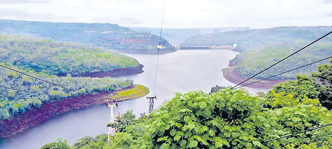 మోదం.. ఖేదం! | Krishna and Godavari projects under the Center