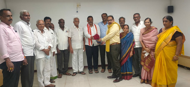రైతులు, వినియోగదారులు రెండుకళ్లు | krishna milk union