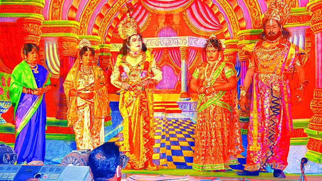 మైమరిపించిన మాయాబజార్‌ | The mesmerizing maya bazaar