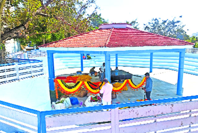 మహాత్మా.. మన్నించు! | Langer House Bapughat-MRGS-Telangana