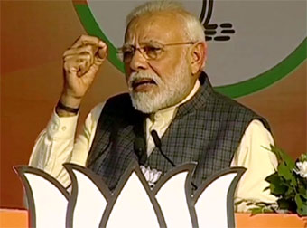 నిరసనల వెనుక ఇండియాను విడగొట్టే కుట్ర: మోదీ | modi dwaraka rally