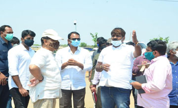 నగరంలోని అన్ని ప్రాంతాల సమగ్ర అభివృద్ధి- మేయర్‌ | mayor visit lb nagar ...