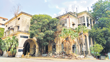సైఫాబాద్‌ ప్యాలె‌స్‌ కూల్చేస్తారా? | demolition of Saifabad Palace