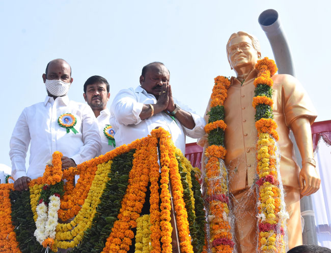 బడుగు బలహీనవర్గాల ఆశాజ్యోతి బొమ్మ వెంకన్న | bomma venkanna is the ...
