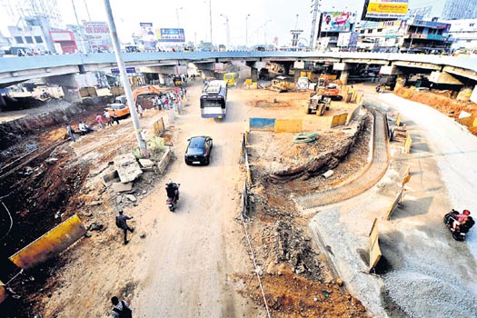 చురుగ్గా ఎన్‌ఏడీ ఫ్లైఓవర్‌ పనులు | Active NAD flyover works