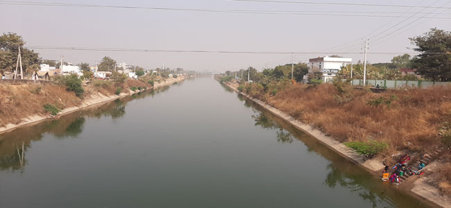 కాకతీయ కాలువకు నీటి విడుదల తగ్గింపు | Reduction of water release to ...