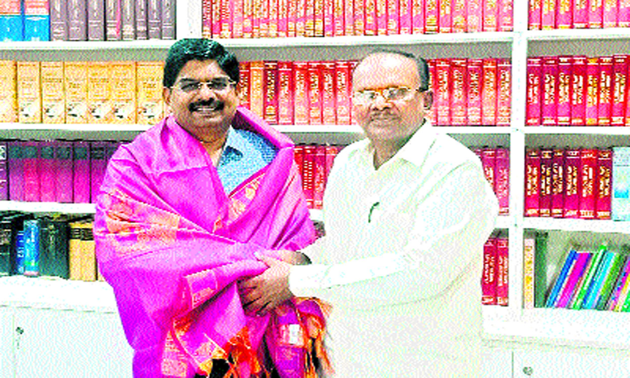 P. Wilson: పదోన్నతుల్లో ఓబీసీలకు రిజర్వేషన్లు కల్పించాలి | P. Wilson ...