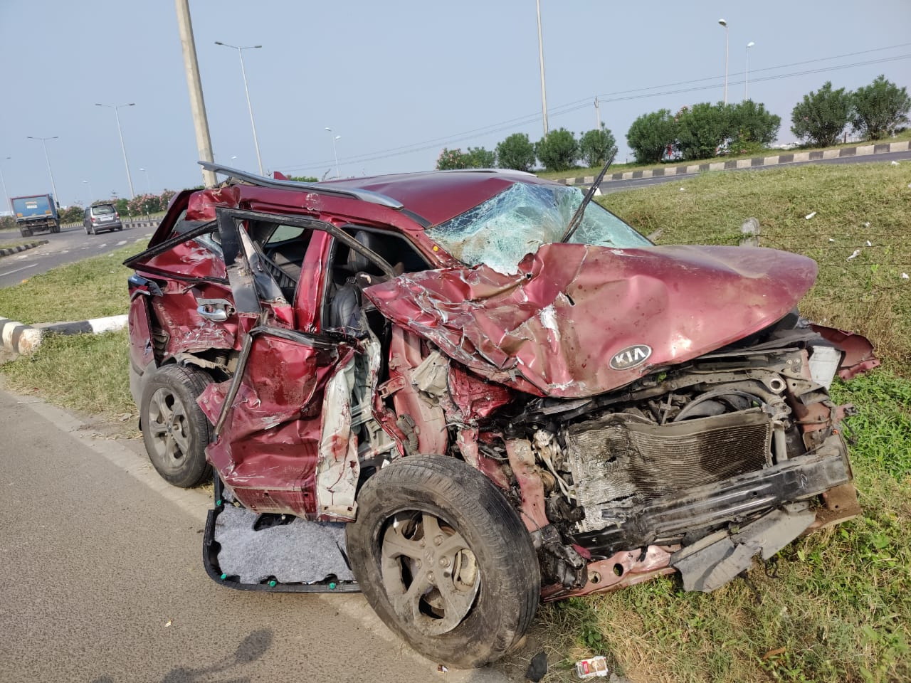 అరుణాచలం వెళ్లి వస్తుండగా రోడ్డుప్రమాదం | Road accident while going to ...