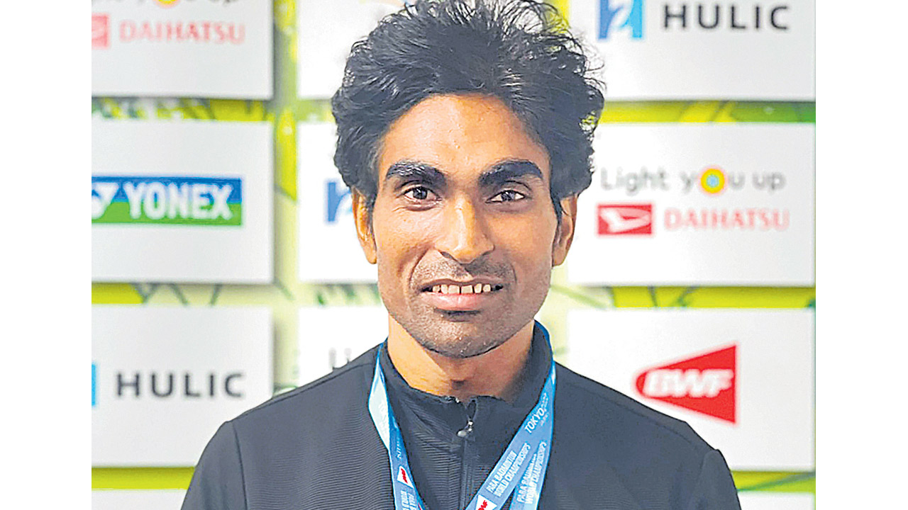 Pramod, Manisha: ప్రమోద్‌, మనీషాకు స్వర్ణాలు | Golds for World Para ...