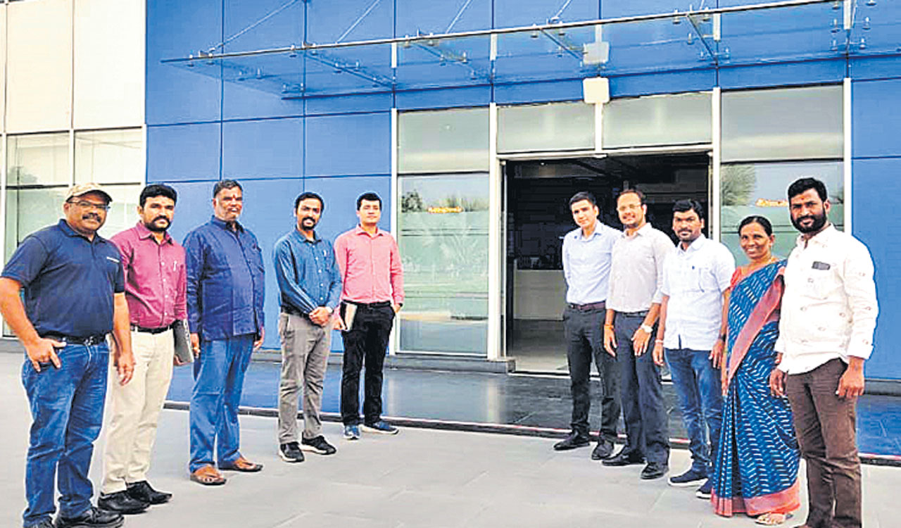 ముగిసిన ట్రెయినీ ఐఈఎస్‌ అధికారుల పర్యటన | The tour of trainee IES officers concluded