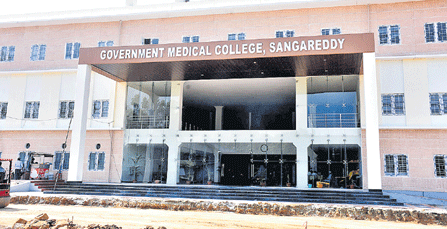 15న మెడికల్‌ కాలేజీ ప్రారంభోత్సవం | sangareddy medical college ...