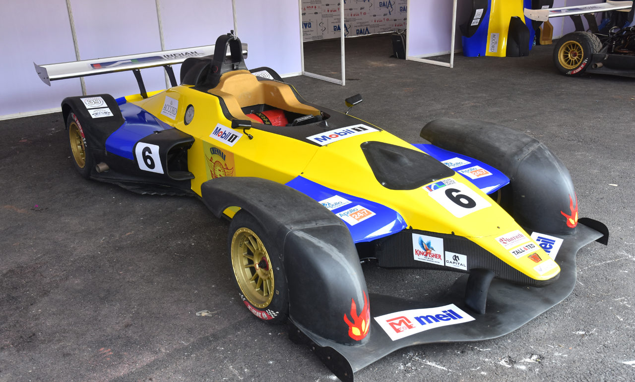 సాగర తీరం.. ఈ - రేస్‌ సంబురం | Sagara Thiram.. E - Race Samburam