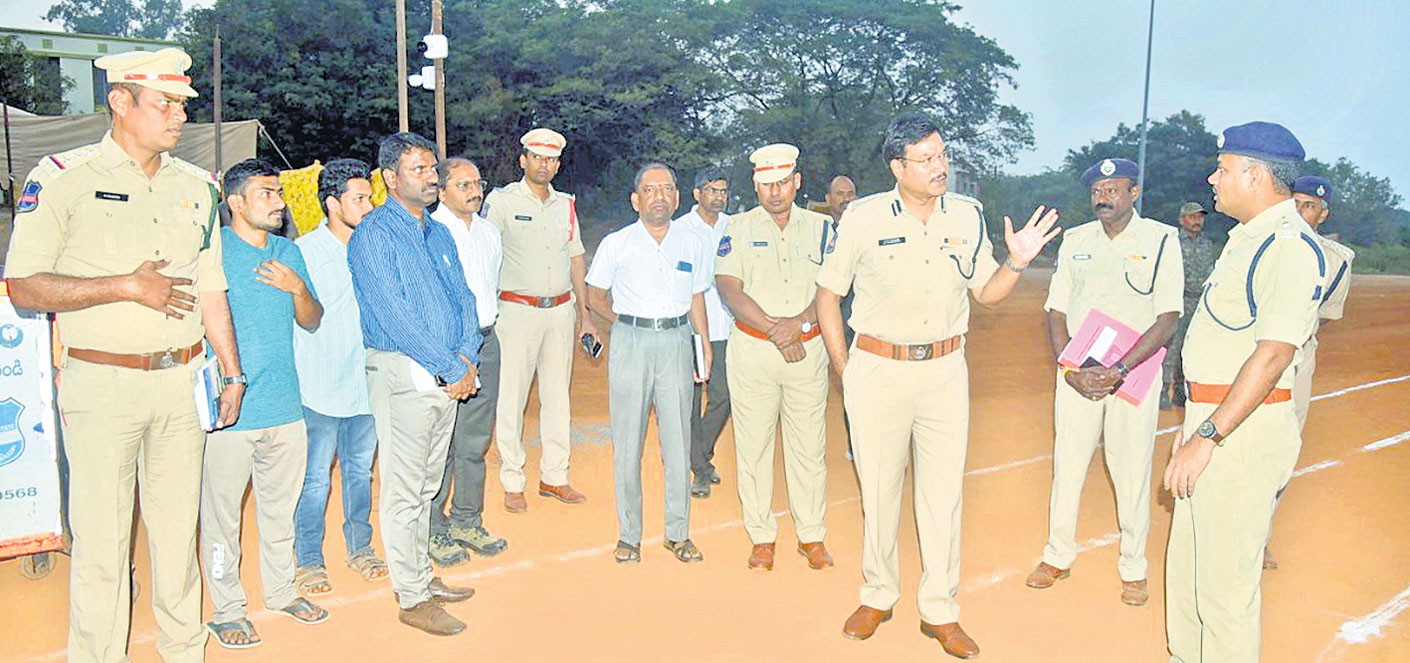 పకడ్బందీగా దేహదారుఢ్య పరీక్షలు | police training camp