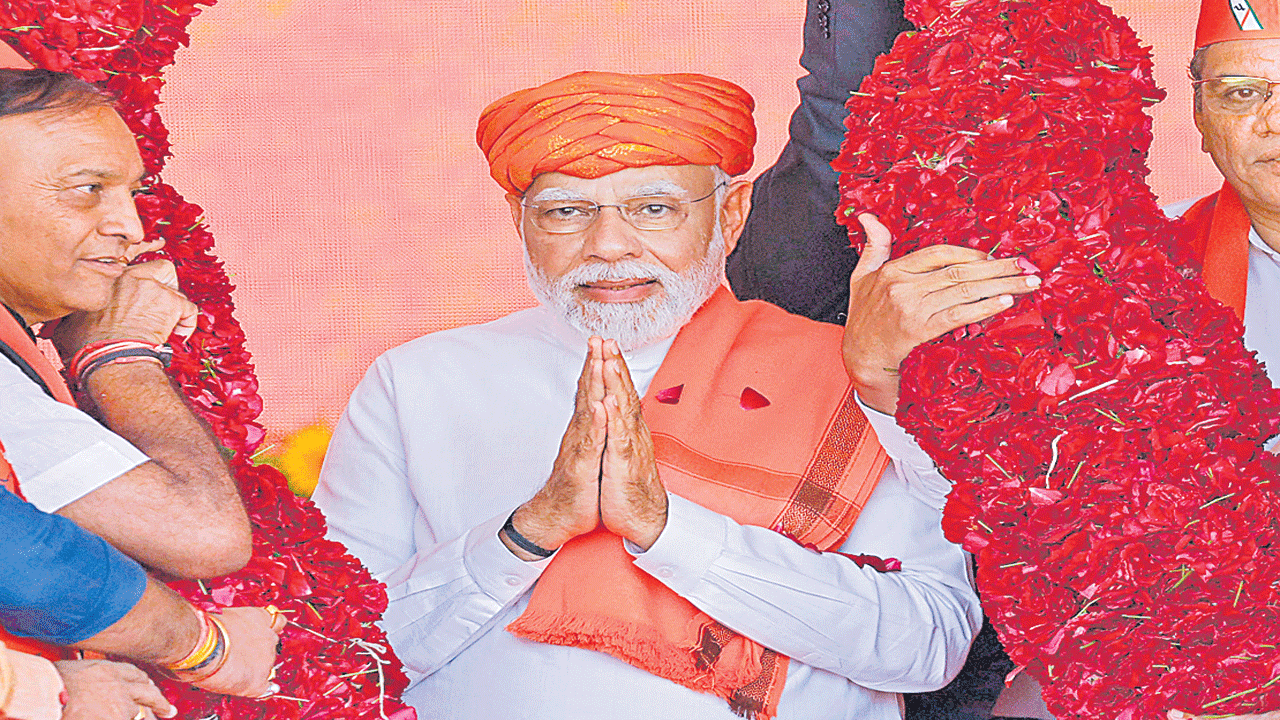 Prime Minister Modi : ఉచిత విద్యుత్తు సరికాదు | Prime Minister Modi