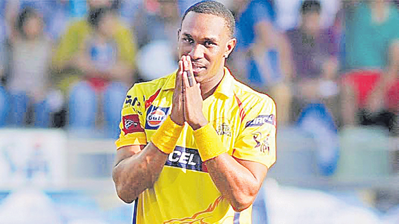 సీఎస్‌కే బౌలింగ్‌ కోచ్‌గా బ్రావో | Bravo as CSK bowling coach