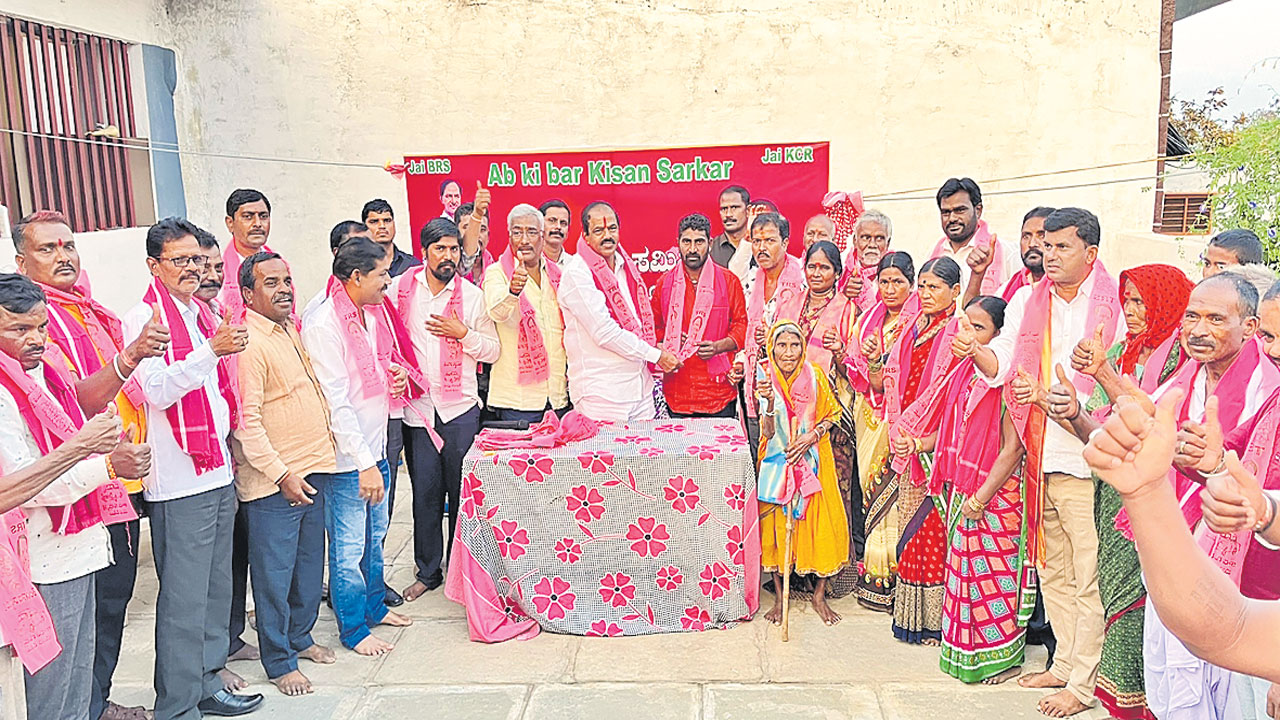 బీఆర్‌ఎస్‌ తొలి అడుగు ఆంధ్రప్రదేశ్‌లో | BRS first step in Andhra Pradesh