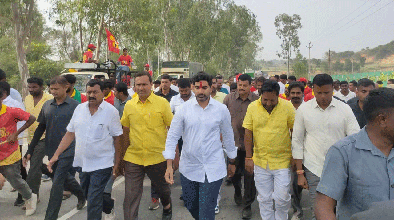 జగన్‌ పాలనలో మద్య నిషేధం కల్ల.. | Alcohol ban during Jagan's regime..