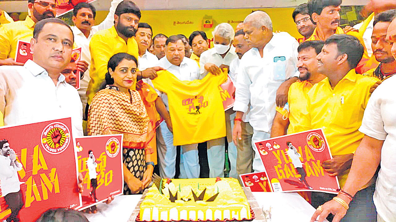 తెలంగాణలో ఉద్యమ స్థాయిలో ఇంటింటికీ తెలుగుదేశం | At the level of ...