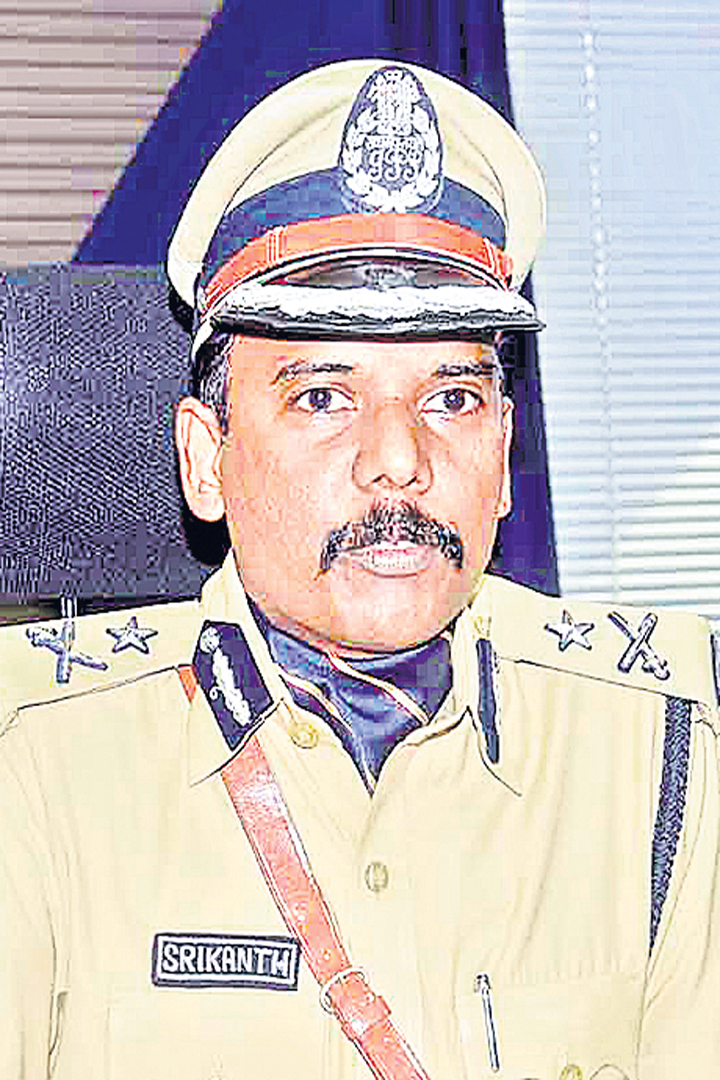 న్యూ ఇయర్‌ ఈవెంట్స్‌కు అనుమతి తప్పనిసరి | Permission is mandatory for ...