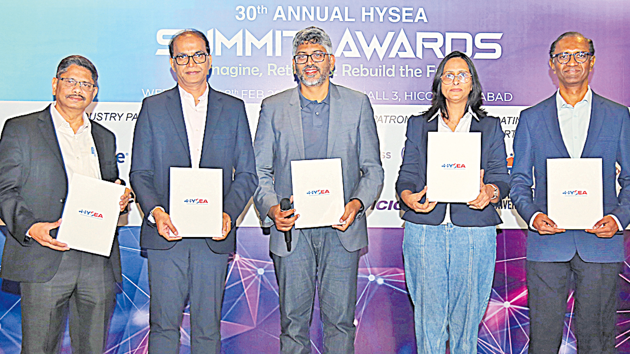 నైపుణ్యాలు పెంచుకుంటే ఇబ్బంది లేదు | Manisha Saboo is the President of ...