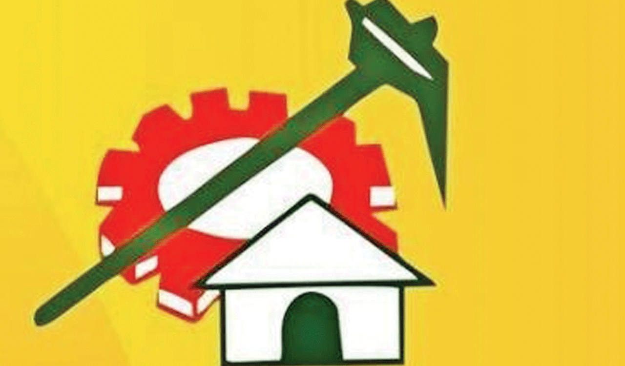 పగ్గాలు ఆమెకే | tuni tdp incharge yanamal divya