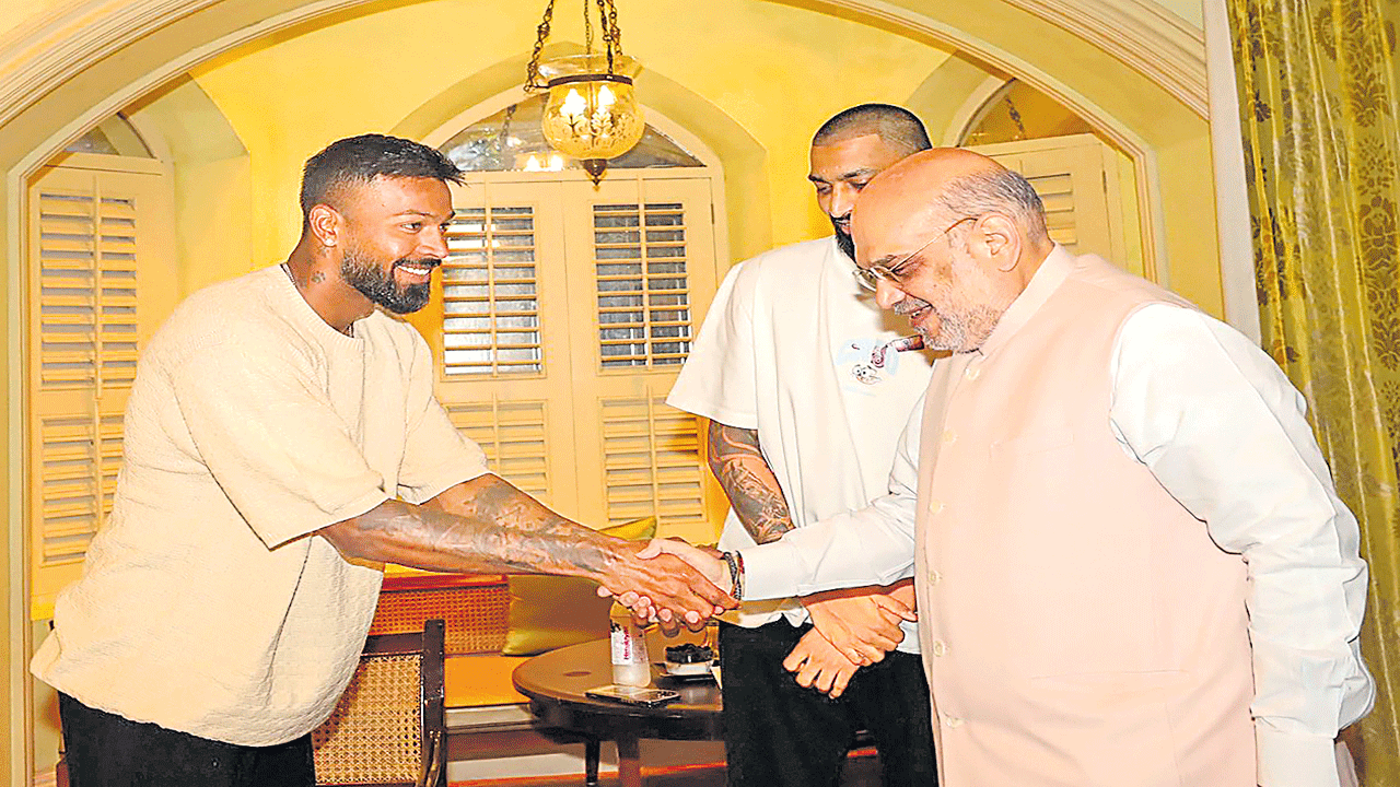 Pandya Brothers : అమిత్‌ షా ఇంటికి పాండ్యా బ్రదర్స్‌ | Amit Shah's home ...