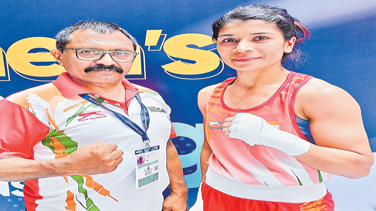 సెమీస్‌లో నిఖత్‌ | Nikhat in the semis