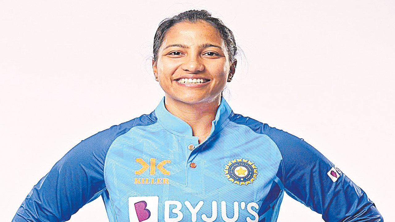 స్నేహ్‌ రాణా కెరీర్‌ బెస్ట్‌ | Sneh Rana career best mvs