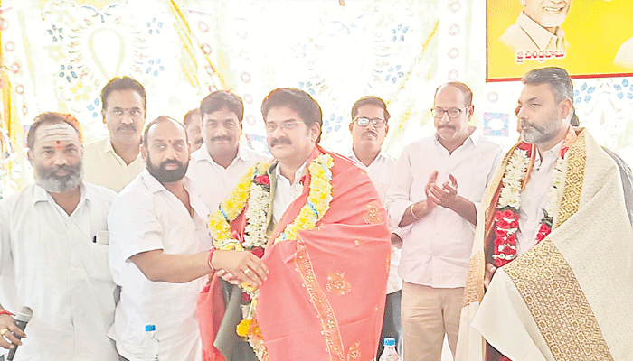 ఎన్నికల కోడ్‌ అనంతరం భారీ చేరికలు | tdp ap vice presedent nallamilli ...