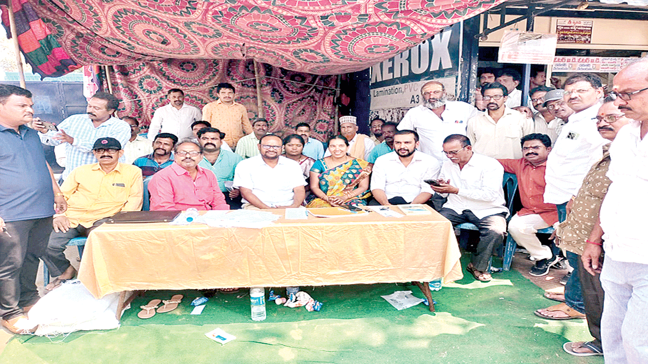 టీడీపీ అభ్యర్థికే విజయావకాశాలు | TDP candidate has chances of success