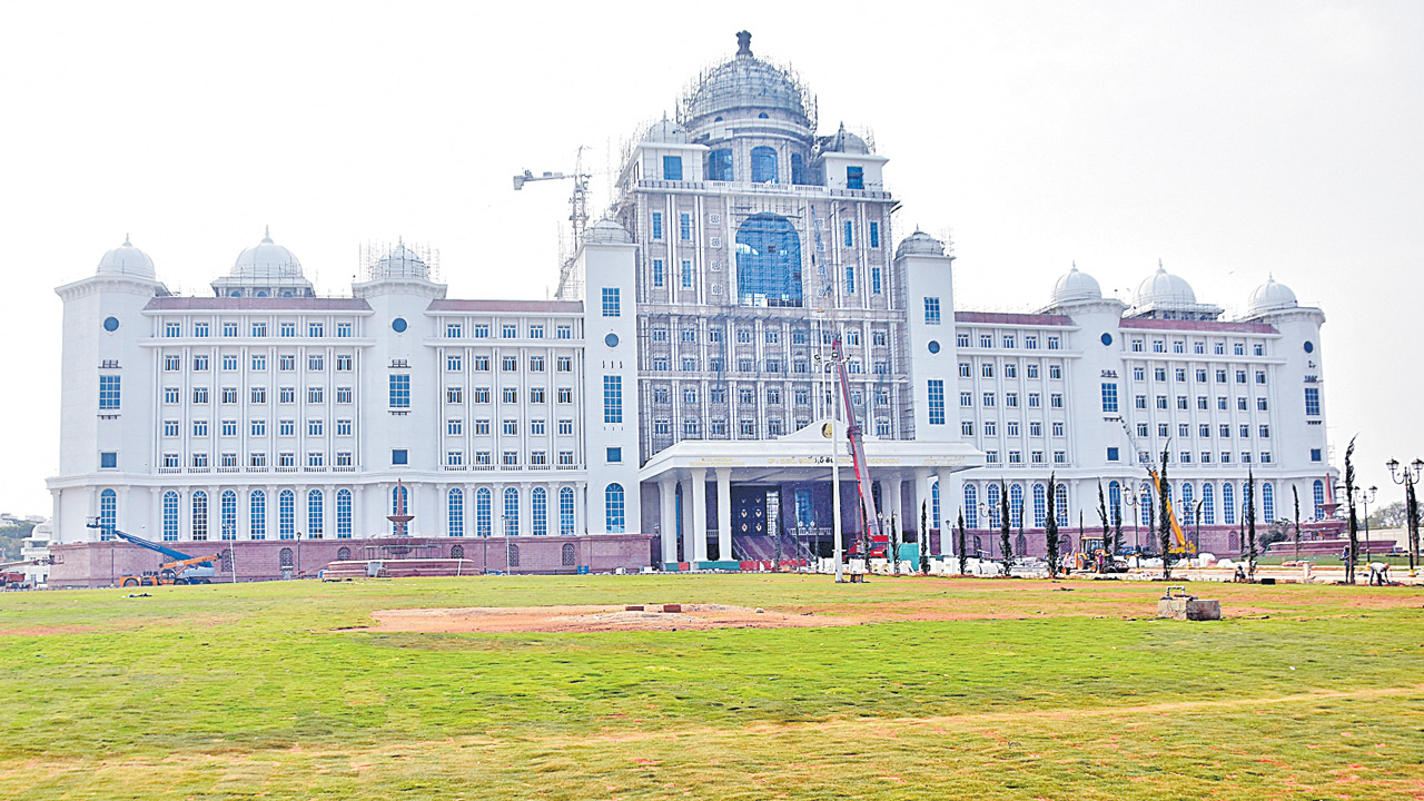 New Secretariat: పాలనా సౌధం ప్రారంభానికి వేళాయె | April 30 at 6 am ...