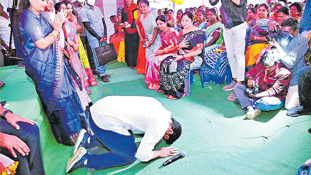 అమ్మలేనిదే జన్మలేదు | No mother is born