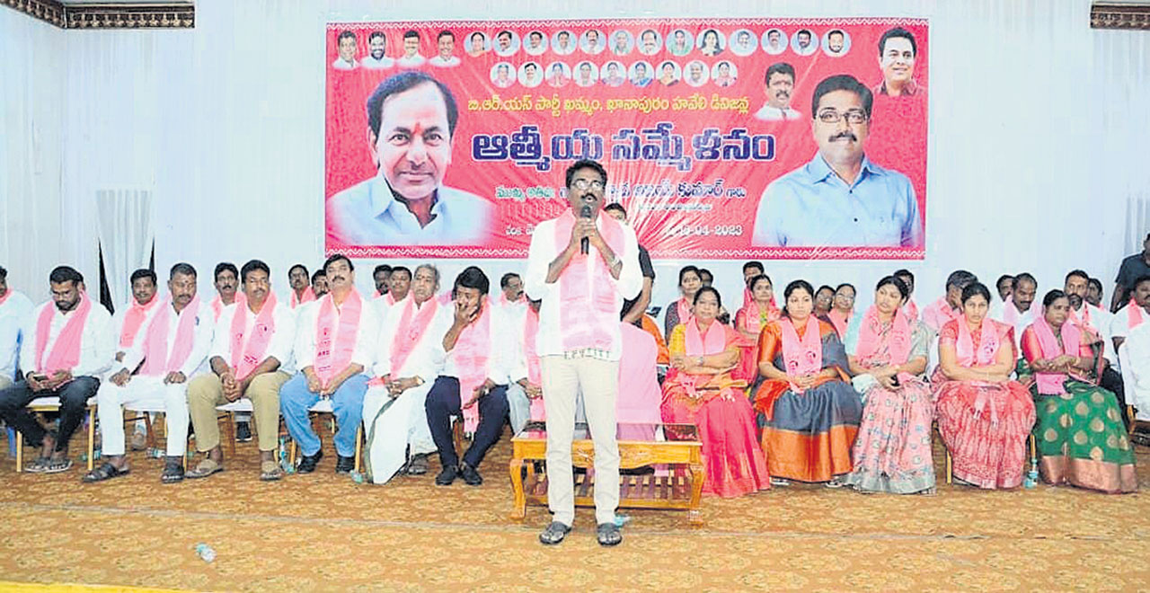 పథకాలను ప్రజల్లోకి తీసుకెళ్లాలి | The schemes should be taken to the people