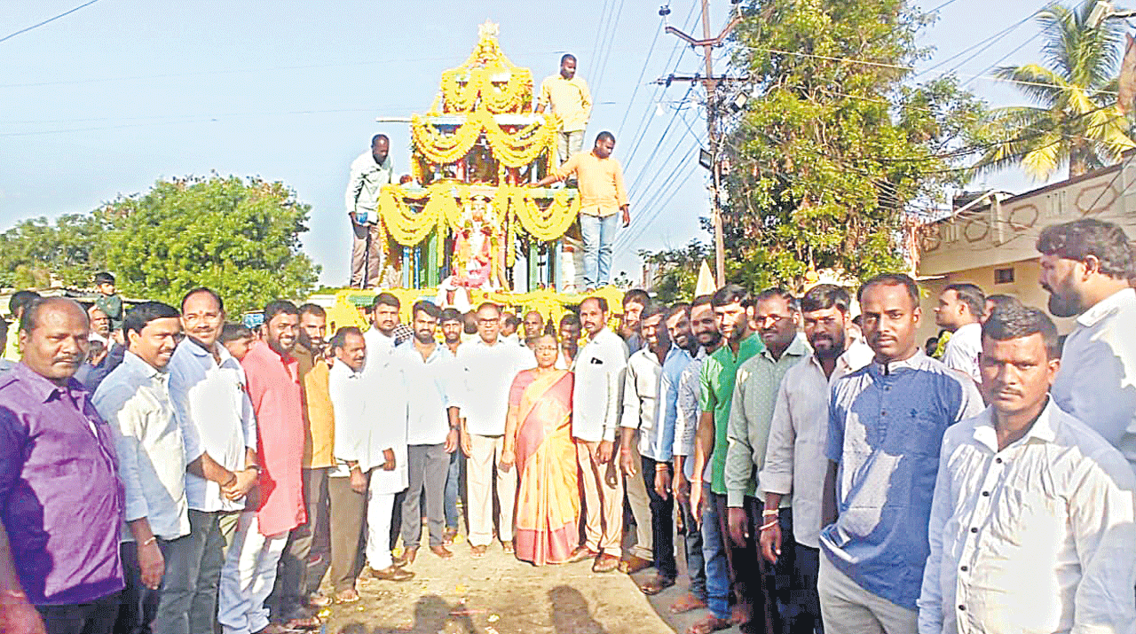 వైభవంగా రథోత్సవం | Rathotsava in splendor