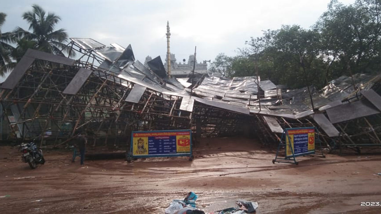 గాలి వాన | heavy rain and wind at eluru district