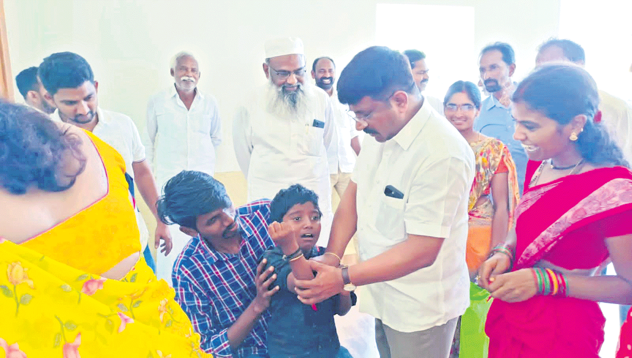 టీడీపీ కుటుంబ సభ్యుల సంక్షేమమే ముఖ్యం | The welfare of TDP family ...