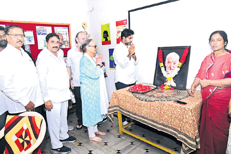 ఆర్డీటీని సందర్శించిన లోకేశ | Lokesha visited RDT ఆర్డీటీని సందర్శించిన లోకేశ | Lokesha visited RDT