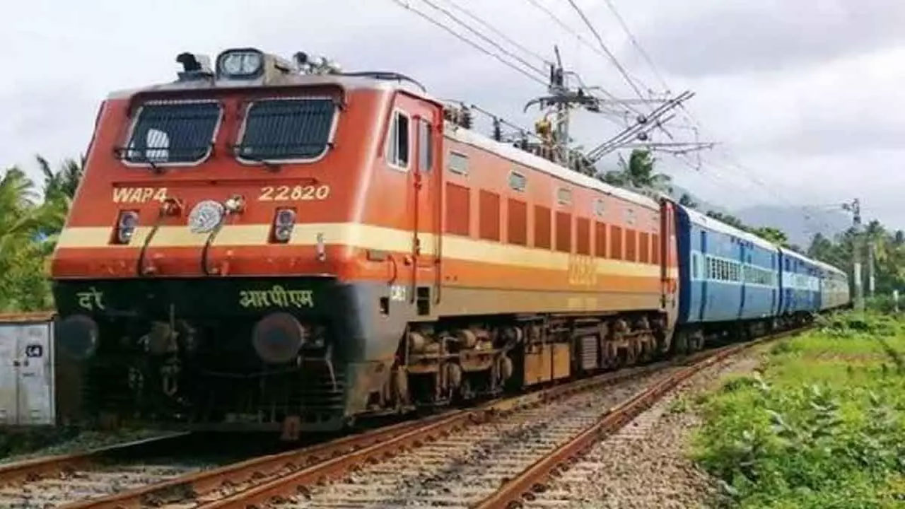 Kondaveedu Express: కొండవీడు ఎక్స్‌ప్రెస్‌కు అదనపు బోగీ | Kondaveedu ...