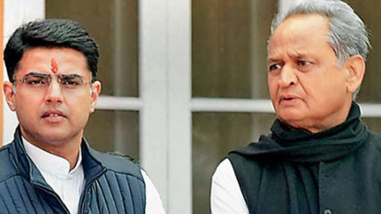 Pilot VS Gehlot Fight: సంచలన వ్యాఖ్యలు చేసిన గుజరాత్ మాజీ సీఎం ...