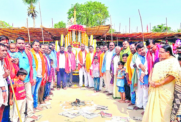 ఘనంగా వేంకటేశ్వరుడి రథోత్సవం | Grand Rathotsava of Lord Venkateswara