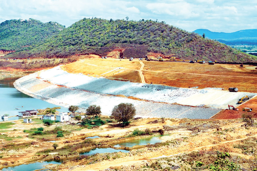 పాలమూరు రిజర్వాయర్లు నిండేనా? | Are the Palamuru reservoirs full?