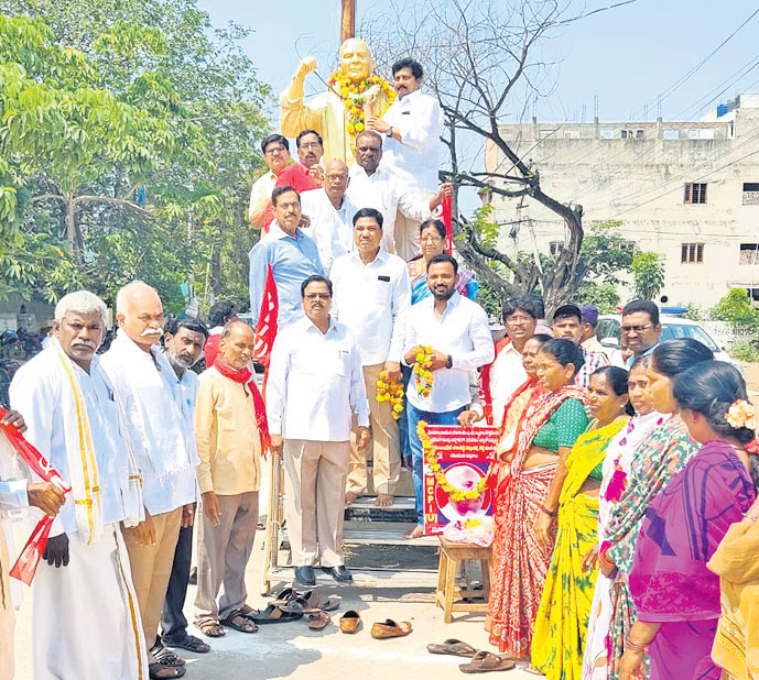 బీఎనరెడ్డి పోరాట చరిత్ర మరువలేనిది: ఎంపీ బడుగుల | BN Reddy's struggle ...