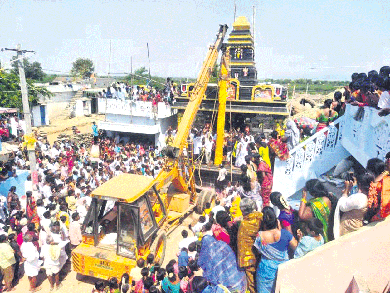 వైభవంగా రాములోరి విగ్రహ ప్రతిష్ఠ | Ram's statue is glorious
