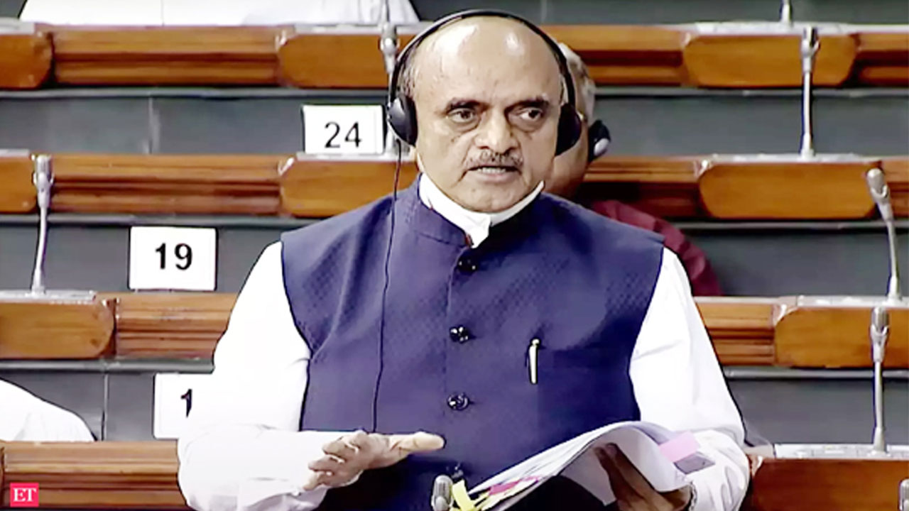 AP News: విశాఖపట్నం చాలా అందంగా ఉంది: కేంద్రమంత్రి | Union Finance ...